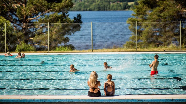 Femstjärnig camping med stugor, Dalarna | Leksand Resort
